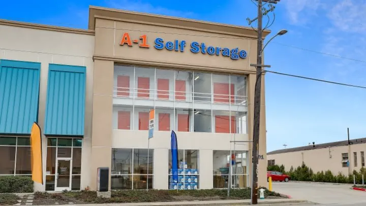 Meet Your Local Storage Facility: A-1 Self Storage in Oakland ...
