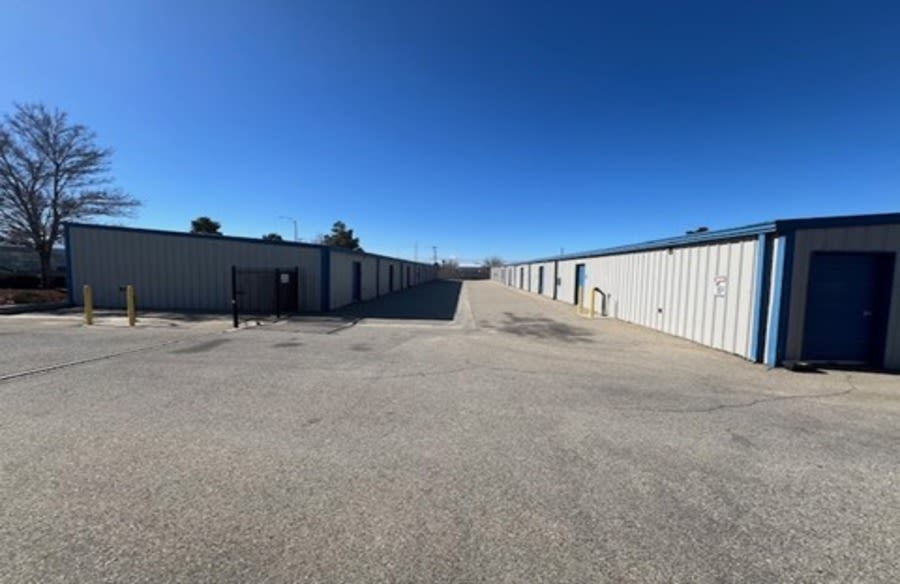 How a 5'x10' Storage Unit Can Simplify Your Life