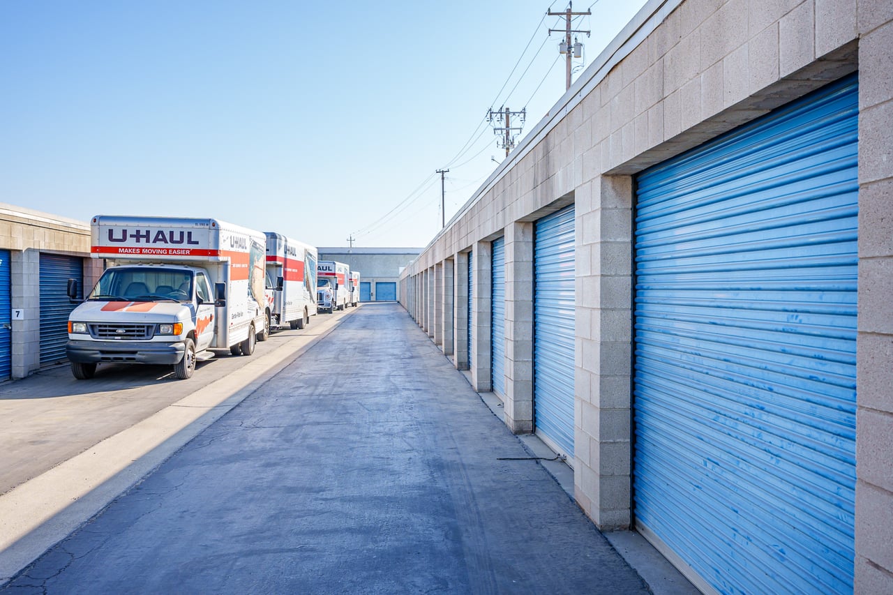 Storage Units from $42 in Bakersfield CA