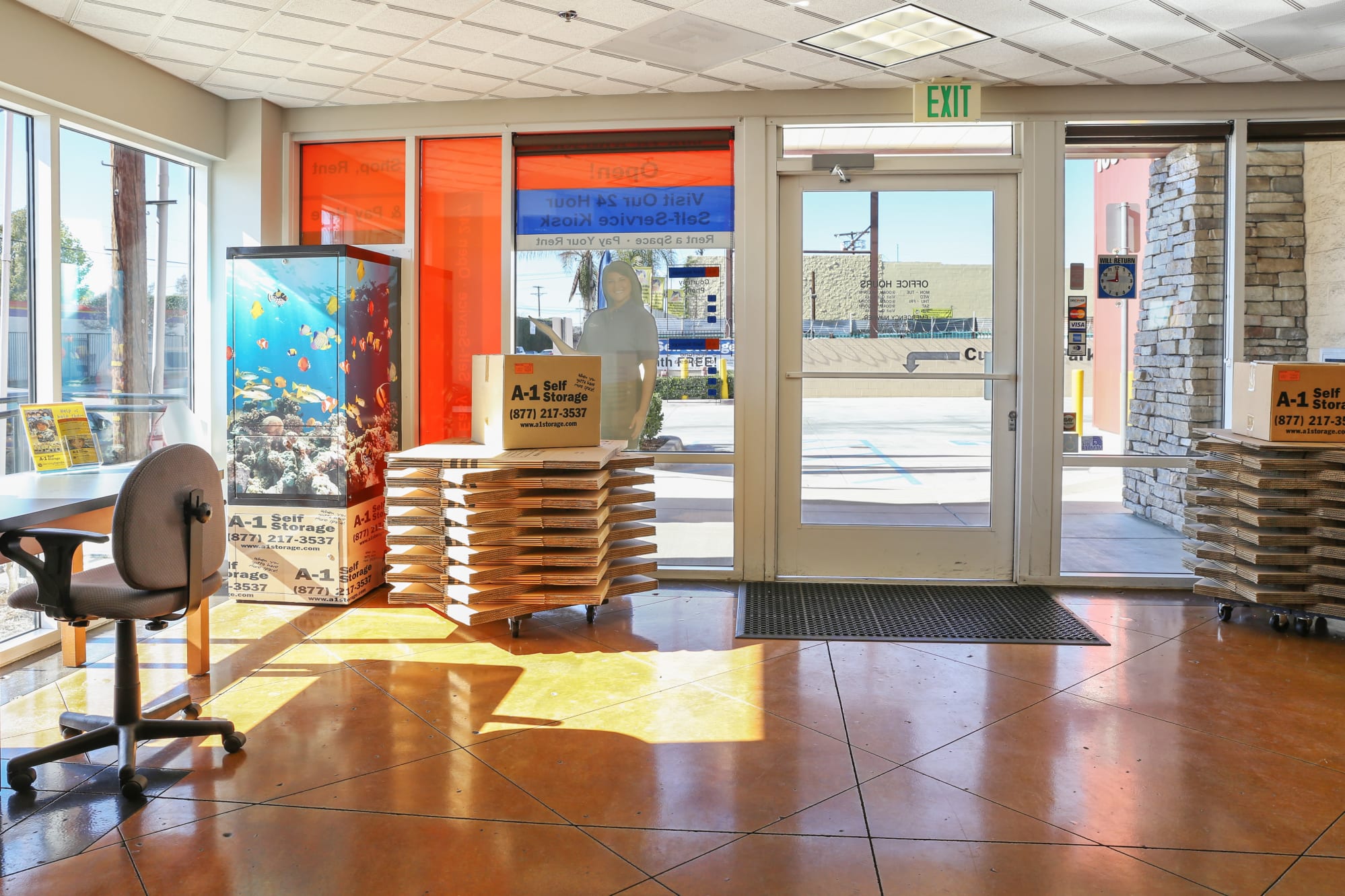 Discover the Best Self-Storage Units in North Hollywood, CA